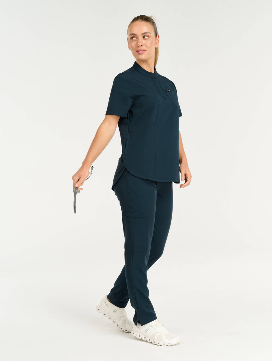 Aspire Mock Neck Scrub Top - Midnight Navy – Airmed Scrubs